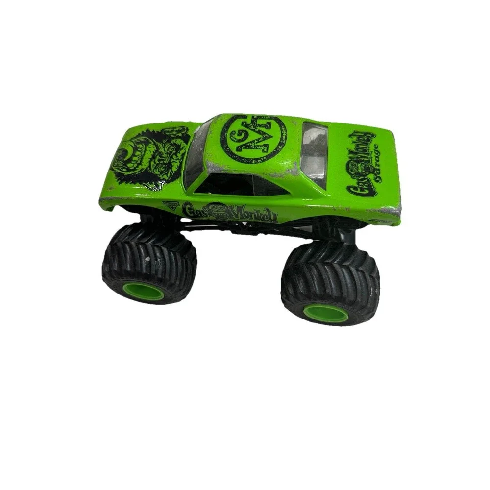 Monster Jam | Toys | Hot Wheels Monster Jam 26 Gas Monkey Garage Die ...